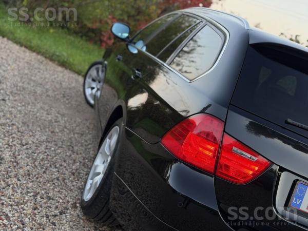 Melns BMW 325 2010 Tukums, ar dzinēja tilpumu 3.00 L un nobraukumu 198 tūkst. km par 5990 €, foto 9 vietnē AUTOMOTO.COM.LV