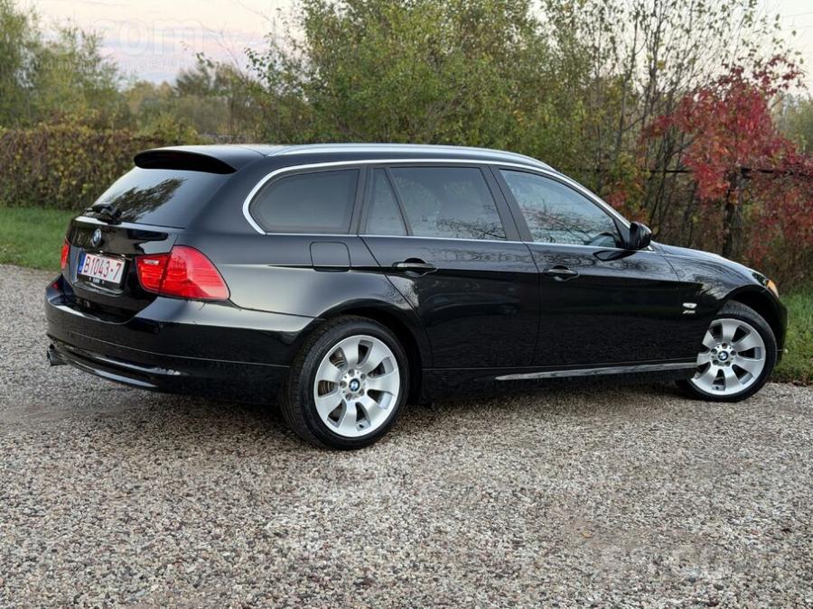 Melns BMW 325 2010 Tukums, ar dzinēja tilpumu 3.00 L un nobraukumu 198 tūkst. km par 5990 €, foto 12 vietnē AUTOMOTO.COM.LV