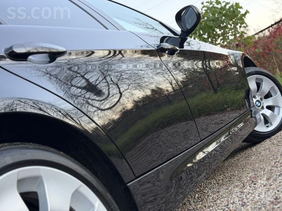 Melns BMW 325 2010 Tukums, ar dzinēja tilpumu 3.00 L un nobraukumu 198 tūkst. km par 5990 €, foto 13 vietnē AUTOMOTO.COM.LV
