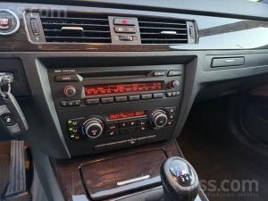 Melns BMW 325 2010 Tukums, ar dzinēja tilpumu 3.00 L un nobraukumu 198 tūkst. km par 5990 €, foto 22 vietnē AUTOMOTO.COM.LV