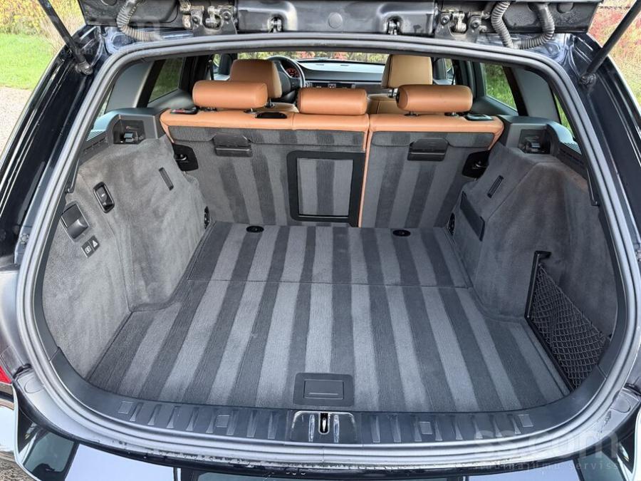 Melns BMW 325 2010 Tukums, ar dzinēja tilpumu 3.00 L un nobraukumu 198 tūkst. km par 5990 €, foto 31 vietnē AUTOMOTO.COM.LV