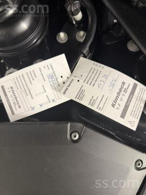 Melns BMW 325 2010 Tukums, ar dzinēja tilpumu 3.00 L un nobraukumu 198 tūkst. km par 5990 €, foto 34 vietnē AUTOMOTO.COM.LV
