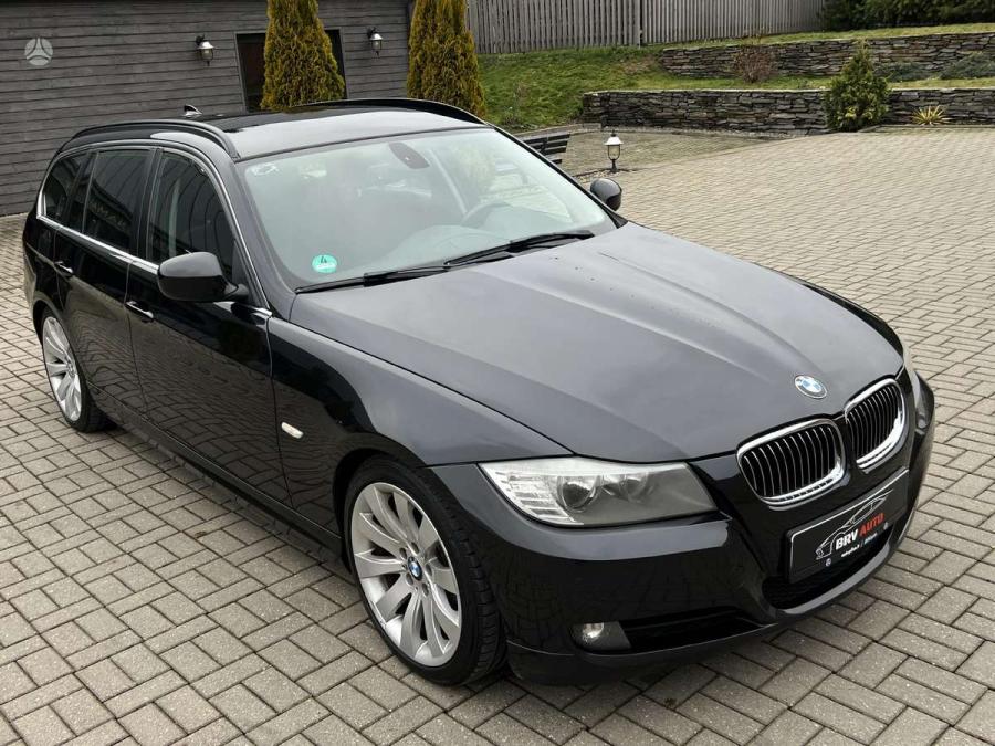 Melns BMW 325 2011 Kėdainiai, ar dzinēja tilpumu 2.99 L un nobraukumu 380 tūkst. km par 5250 €, foto 21 vietnē AUTOMOTO.COM.LV