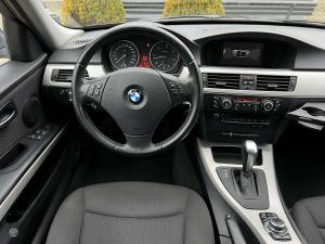 Melns BMW 325 2011 Kėdainiai, ar dzinēja tilpumu 2.99 L un nobraukumu 380 tūkst. km par 5250 €, foto 30 vietnē AUTOMOTO.COM.LV