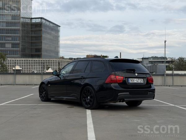 Melns BMW 325 2011 Rīga, ar dzinēja tilpumu 3.00 L un nobraukumu 327 tūkst. km par 5750 €, foto 4 vietnē AUTOMOTO.COM.LV