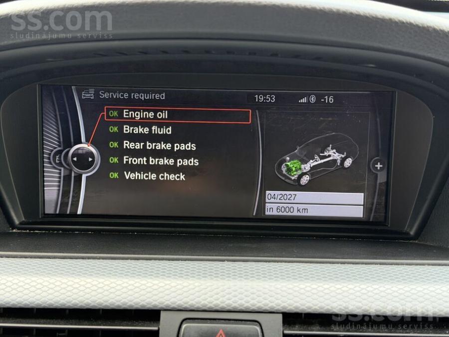 Black BMW 325 2011 in Riga, with an engine capacity of 3.00 L and mileage of 327 thousand km for 5750 €, photo 11 on AUTOMOTO.COM.LV