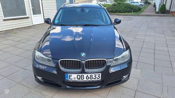 Black BMW 325 2012 in Vilnius, with an engine capacity of 2.99 L and mileage of 278 thousand km for 5650 €, photo 3 on AUTOMOTO.COM.LV