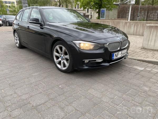 Black BMW 325 2013 in Jelgava, with an engine capacity of 2.00 L and mileage of 381 thousand km for 6800 €, photo 3 on AUTOMOTO.COM.LV