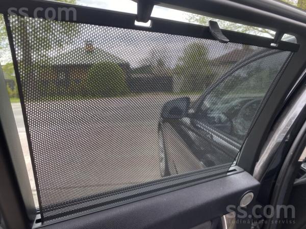 Black BMW 325 2013 in Jelgava, with an engine capacity of 2.00 L and mileage of 381 thousand km for 6800 €, photo 10 on AUTOMOTO.COM.LV