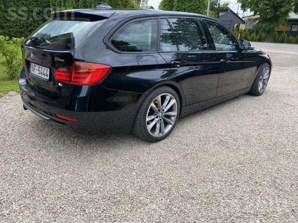 Melns BMW 325 2013 Jelgava, ar dzinēja tilpumu 2.00 L un nobraukumu 381 tūkst. km par 6995 €, foto 7 vietnē AUTOMOTO.COM.LV
