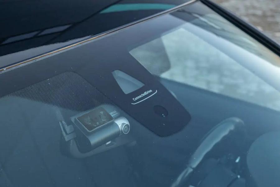 Black BMW 325 2014 in Tukums, with an engine capacity of 2.00 L and mileage of 300 thousand km for 12490 €, photo 13 on AUTOMOTO.COM.LV