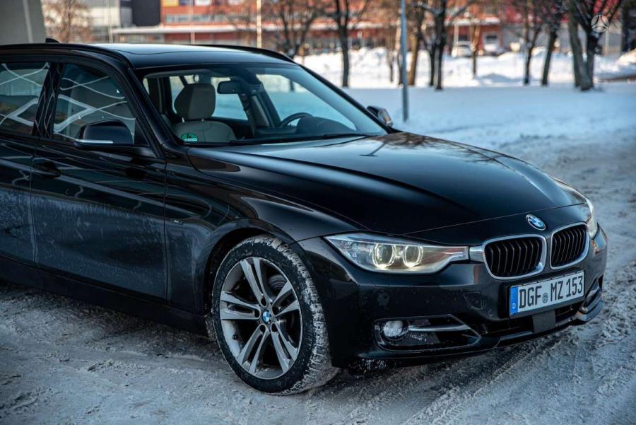 Melns BMW 325 2015 Elektrėnai, ar dzinēja tilpumu 2.00 L un nobraukumu 259 tūkst. km par 10300 €, foto 9 vietnē AUTOMOTO.COM.LV