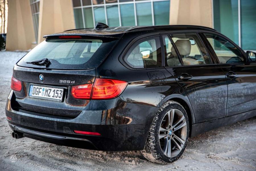 Melns BMW 325 2015 Elektrėnai, ar dzinēja tilpumu 2.00 L un nobraukumu 259 tūkst. km par 10300 €, foto 11 vietnē AUTOMOTO.COM.LV