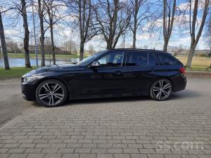Melns BMW 325 2015 Liepāja, ar dzinēja tilpumu 2.00 L un nobraukumu 274 tūkst. km par 11000 €, foto 4 vietnē AUTOMOTO.COM.LV