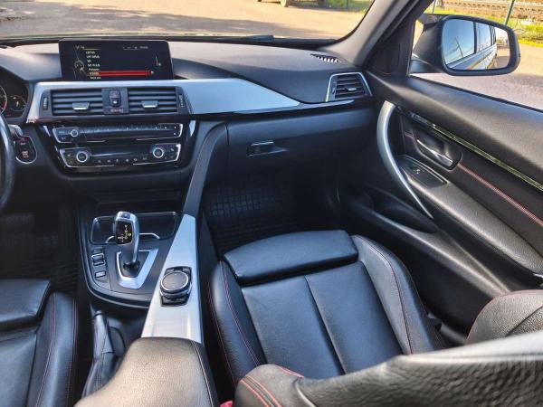 Black BMW 325 2015 in Siauliai, with an engine capacity of 2.00 L and mileage of 320 thousand km for 10650 €, photo 11 on AUTOMOTO.COM.LV