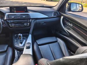 Black BMW 325 2015 in Siauliai, with an engine capacity of 2.00 L and mileage of 320 thousand km for 10650 €, photo 11 on AUTOMOTO.COM.LV