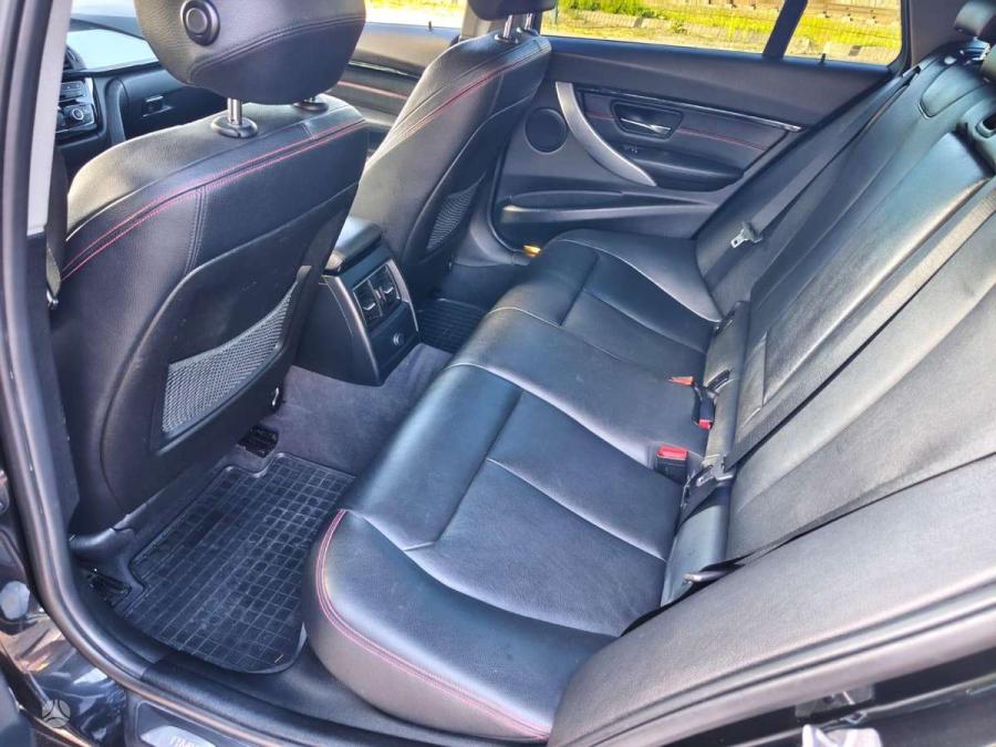 Black BMW 325 2015 in Siauliai, with an engine capacity of 2.00 L and mileage of 320 thousand km for 10650 €, photo 14 on AUTOMOTO.COM.LV
