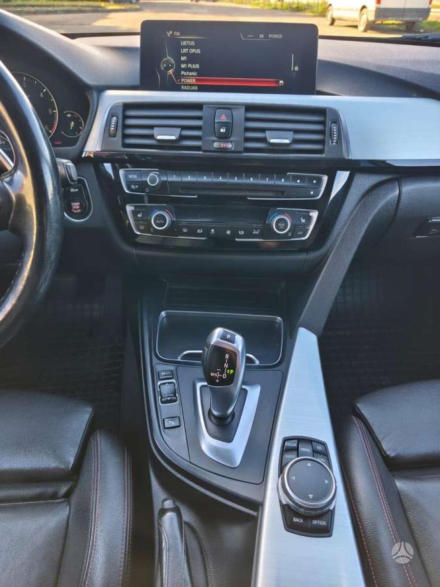 Black BMW 325 2015 in Siauliai, with an engine capacity of 2.00 L and mileage of 320 thousand km for 10650 €, photo 19 on AUTOMOTO.COM.LV