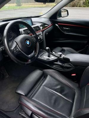 Black BMW 325 2017 in Elektrenai, with an engine capacity of 2.00 L and mileage of 270 thousand km for 10950 €, photo 9 on AUTOMOTO.COM.LV