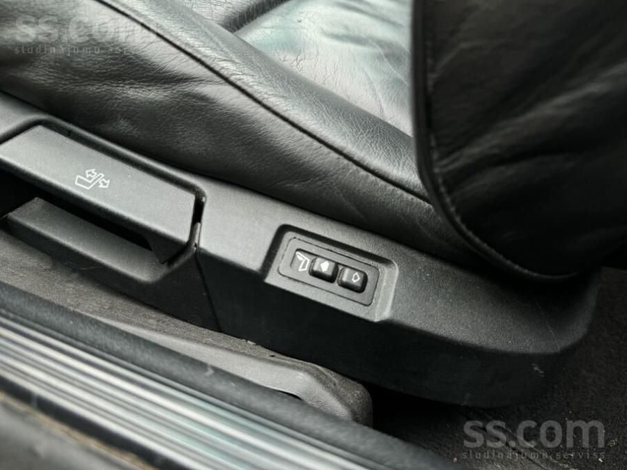 Zils BMW 325 1994 Liepāja, ar dzinēja tilpumu 2.50 L un nobraukumu 318 tūkst. km par 5500 €, foto 15 vietnē AUTOMOTO.COM.LV