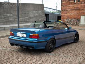 Zils BMW 325 1994 Liepāja, ar dzinēja tilpumu 2.50 L un nobraukumu 318 tūkst. km par 5200 €, foto 4 vietnē AUTOMOTO.COM.LV
