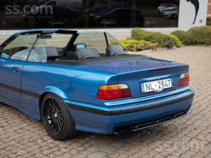 Zils BMW 325 1994 Liepāja, ar dzinēja tilpumu 2.50 L un nobraukumu 318 tūkst. km par 5200 €, foto 9 vietnē AUTOMOTO.COM.LV