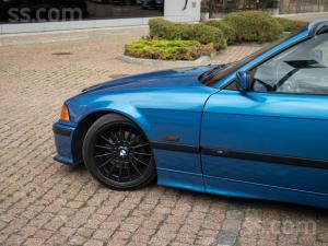 Zils BMW 325 1994 Liepāja, ar dzinēja tilpumu 2.50 L un nobraukumu 318 tūkst. km par 5200 €, foto 11 vietnē AUTOMOTO.COM.LV