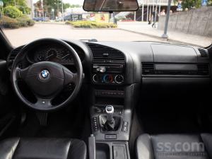 Zils BMW 325 1994 Liepāja, ar dzinēja tilpumu 2.50 L un nobraukumu 318 tūkst. km par 5200 €, foto 17 vietnē AUTOMOTO.COM.LV