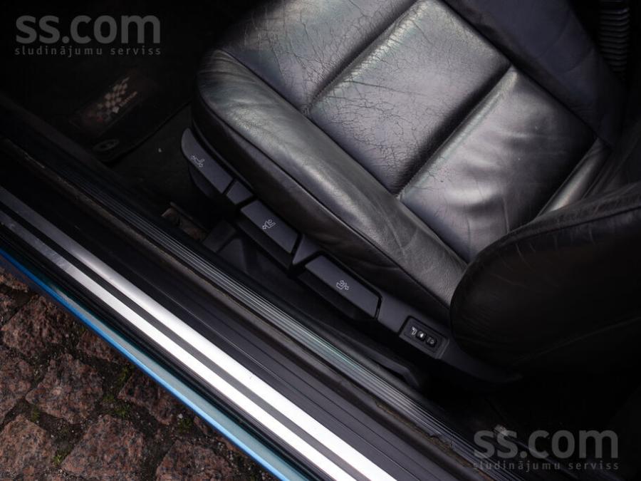 Zils BMW 325 1994 Liepāja, ar dzinēja tilpumu 2.50 L un nobraukumu 318 tūkst. km par 5200 €, foto 19 vietnē AUTOMOTO.COM.LV