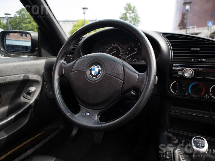 Zils BMW 325 1994 Liepāja, ar dzinēja tilpumu 2.50 L un nobraukumu 318 tūkst. km par 5200 €, foto 20 vietnē AUTOMOTO.COM.LV