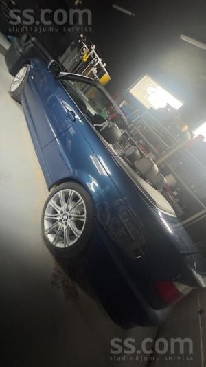 Zils BMW 325 2002 Liepāja, ar dzinēja tilpumu 2.50 L un nobraukumu 123 tūkst. km par 2000 €, foto 3 vietnē AUTOMOTO.COM.LV