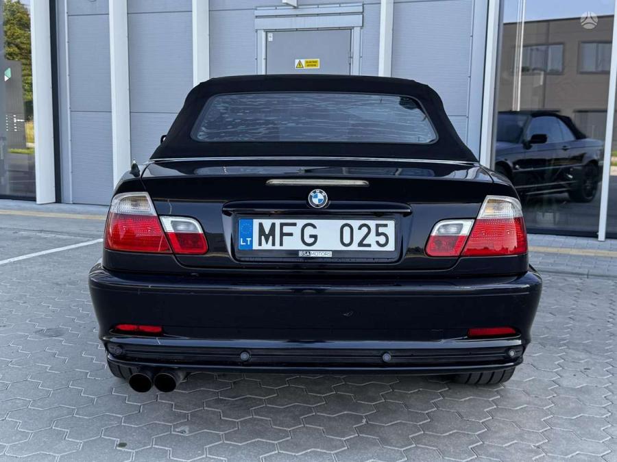Blue BMW 325 2002 in Vilnius, with an engine capacity of 2.50 L and mileage of 300 thousand km for 5300 €, photo 7 on AUTOMOTO.COM.LV