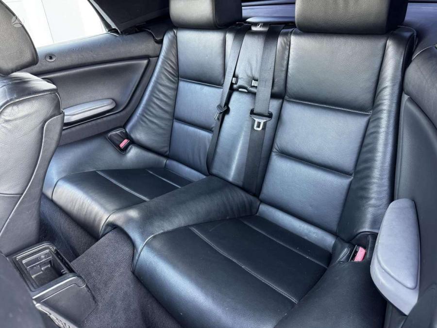 Blue BMW 325 2002 in Vilnius, with an engine capacity of 2.50 L and mileage of 300 thousand km for 5300 €, photo 15 on AUTOMOTO.COM.LV