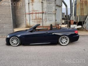 Blue BMW 325 2007 in Valmiera, with an engine capacity of 3.00 L and mileage of 240 thousand km for 8750 €, photo 10 on AUTOMOTO.COM.LV