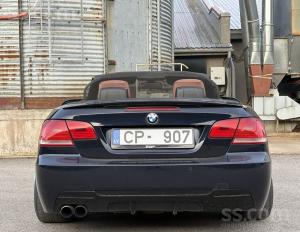 Blue BMW 325 2007 in Valmiera, with an engine capacity of 3.00 L and mileage of 240 thousand km for 8750 €, photo 12 on AUTOMOTO.COM.LV