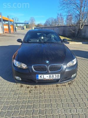 Blue BMW 325 2007 in Riga, with an engine capacity of 3.00 L and mileage of 158 thousand km for 8000 €, photo 8 on AUTOMOTO.COM.LV