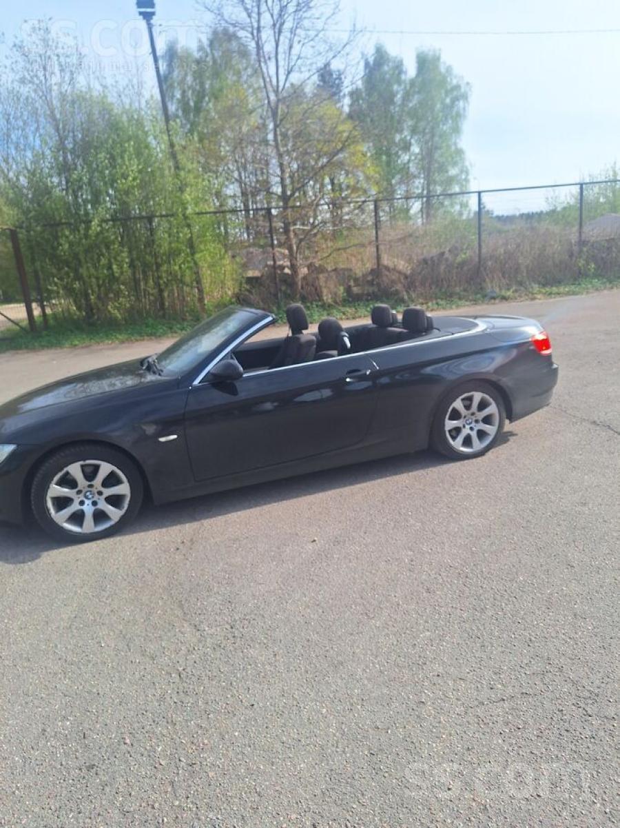 Blue BMW 325 2007 in Riga, with an engine capacity of 3.00 L and mileage of 158 thousand km for 8000 €, photo 9 on AUTOMOTO.COM.LV