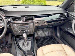 Blue BMW 325 2007 in Riga, with an engine capacity of 3.00 L and mileage of 230 thousand km for 5790 €, photo 17 on AUTOMOTO.COM.LV