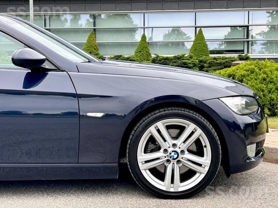 Blue BMW 325 2007 in Riga, with an engine capacity of 3.00 L and mileage of 230 thousand km for 5790 €, photo 23 on AUTOMOTO.COM.LV