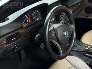 Синий БМВ 325 2008 в Рига, объемом двигателя 3.00 л и пробегом 130 тыс. км за 8900 €, фото 8 на AUTOMOTO.COM.LV