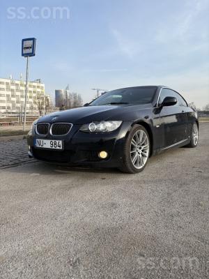Синий БМВ 325 2009 в Рига, объемом двигателя 3.00 л и пробегом 205 тыс. км за 9650 €, фото 3 на AUTOMOTO.COM.LV