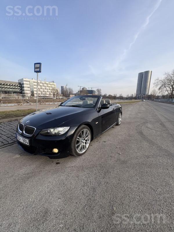 Blue BMW 325 2009 in Riga, with an engine capacity of 3.00 L and mileage of 205 thousand km for 9650 €, photo 4 on AUTOMOTO.COM.LV