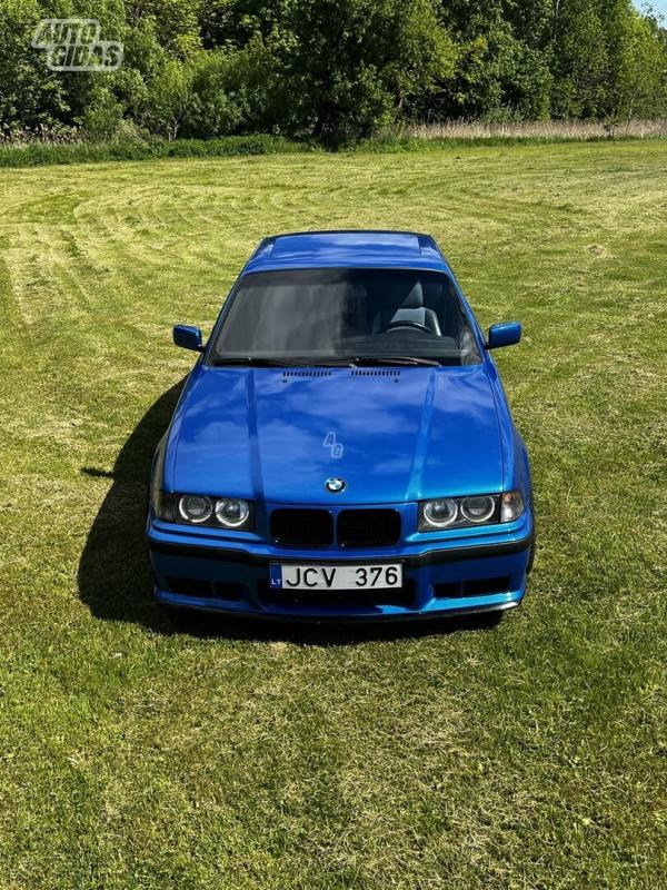 Zils BMW 325 1994 Radviliškis, ar dzinēja tilpumu 2.50 L un nobraukumu 391 tūkst. km par 6300 €, foto 1 vietnē AUTOMOTO.COM.LV