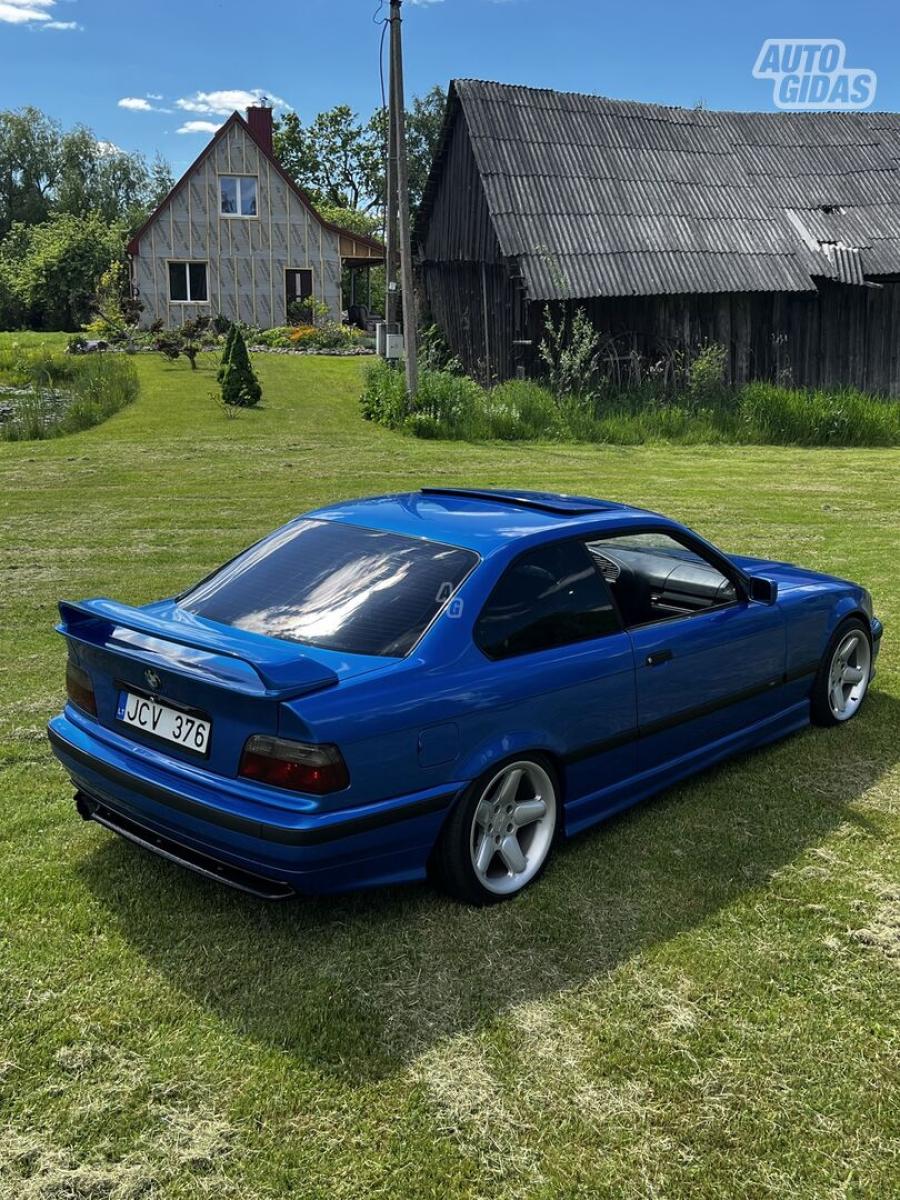 Blue BMW 325 1994 in Radviliskis, with an engine capacity of 2.50 L and mileage of 391 thousand km for 6300 €, photo 7 on AUTOMOTO.COM.LV