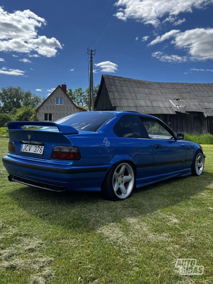 Blue BMW 325 1994 in Radviliskis, with an engine capacity of 2.50 L and mileage of 391 thousand km for 6300 €, photo 8 on AUTOMOTO.COM.LV