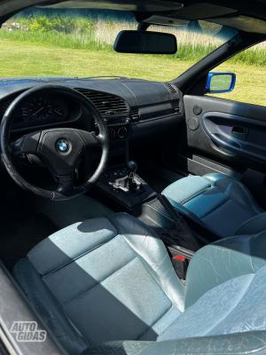 Blue BMW 325 1994 in Radviliskis, with an engine capacity of 2.50 L and mileage of 391 thousand km for 6300 €, photo 13 on AUTOMOTO.COM.LV