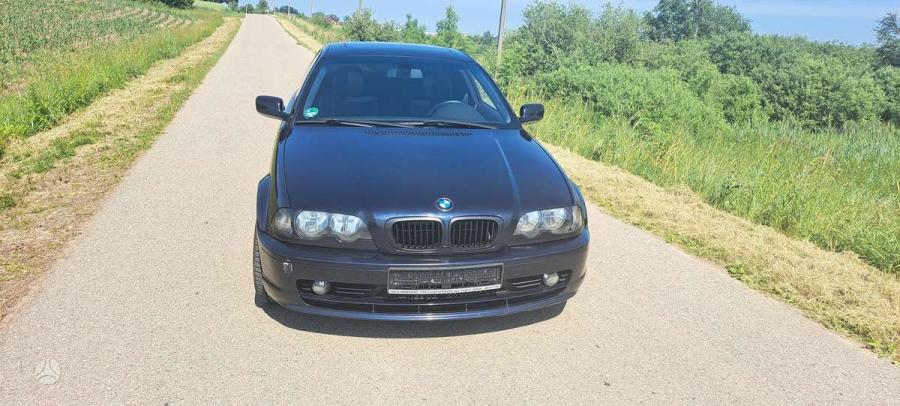 Blue BMW 325 2000 in Alytus, with an engine capacity of 0.00 L and mileage of 378 thousand km for 4150 €, photo 10 on AUTOMOTO.COM.LV