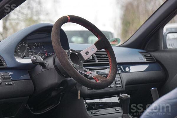 Zils BMW 325 2002 Rīga, ar dzinēja tilpumu 2.50 L un nobraukumu 198 tūkst. km par 3290 €, foto 7 vietnē AUTOMOTO.COM.LV