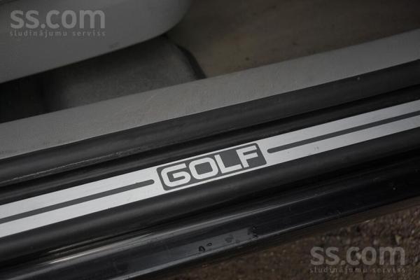 Zils BMW 325 2002 Rīga, ar dzinēja tilpumu 2.50 L un nobraukumu 198 tūkst. km par 3290 €, foto 9 vietnē AUTOMOTO.COM.LV