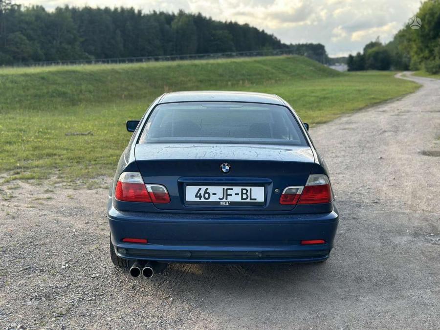 Blue BMW 325 2002 in Vilnius, with an engine capacity of 2.49 L and mileage of 324 thousand km for 3000 €, photo 6 on AUTOMOTO.COM.LV